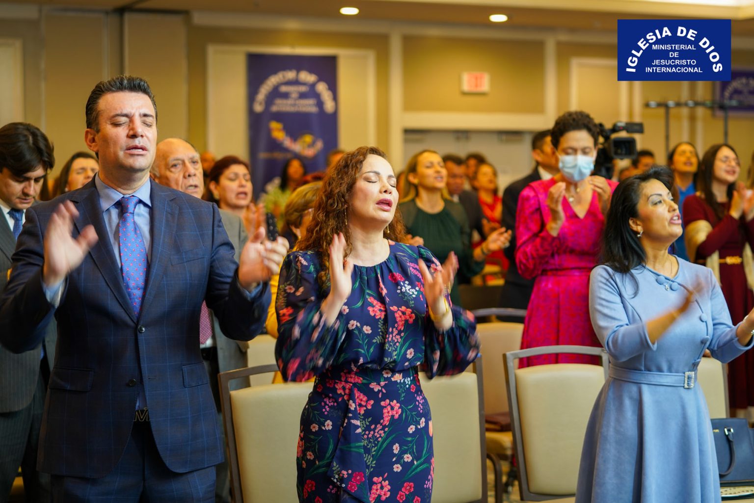Fotografías del Estudio Bíblico realizado por la Hermana María Luisa ...